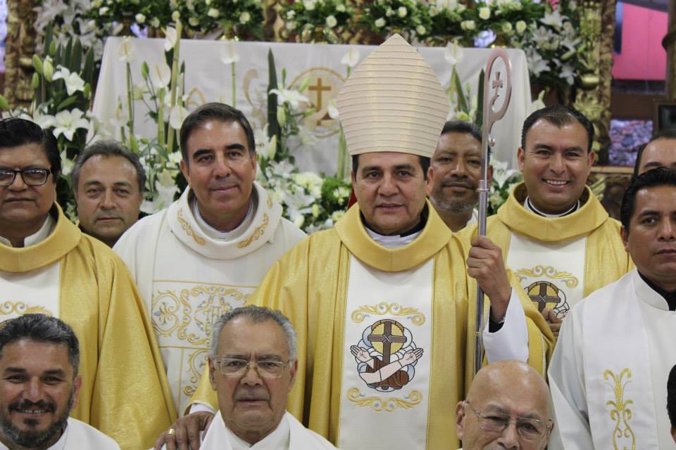 Xxv Aniversario De Ordenación Sacerdotal Del Pbro Sacramento Arias